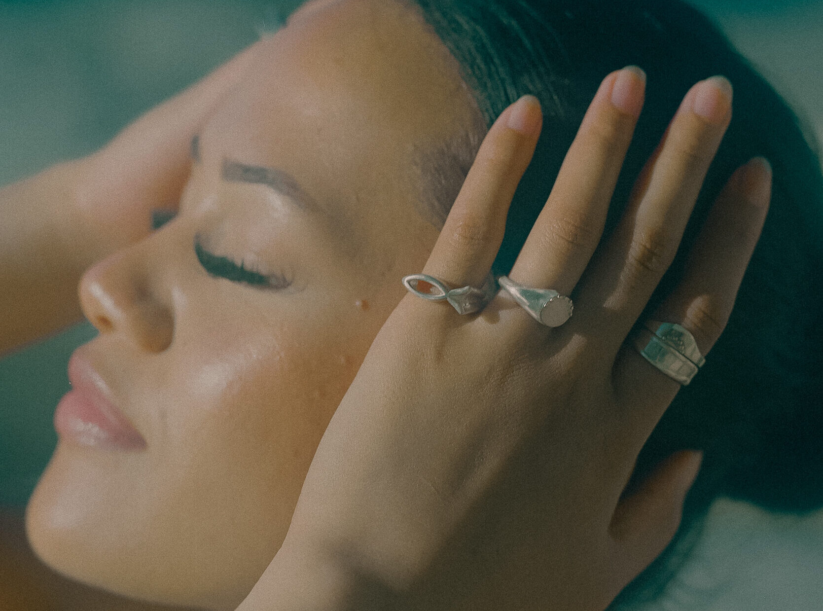 Valeti Hoeft brings passion for Tongan crafts to the world of Jewellery ...