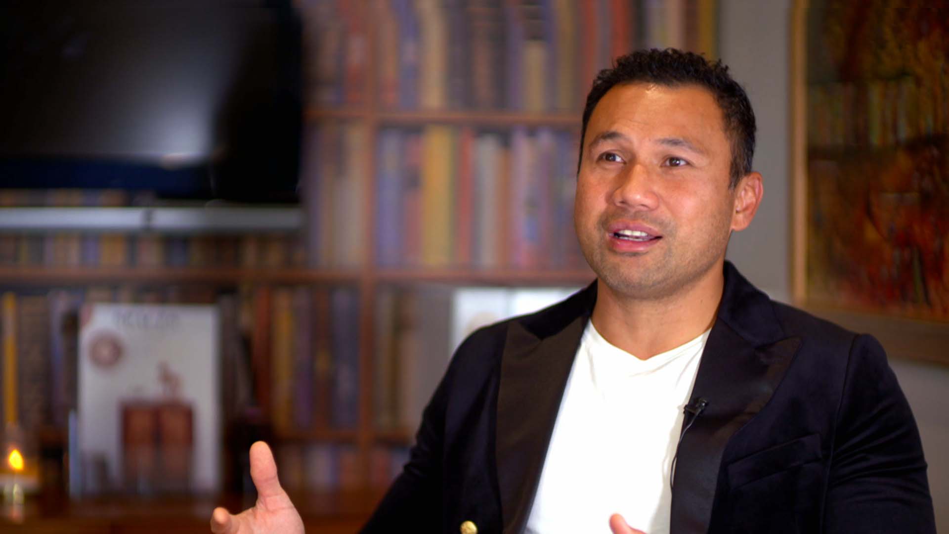 Tackling the housing market with Casey Laulala - TP+